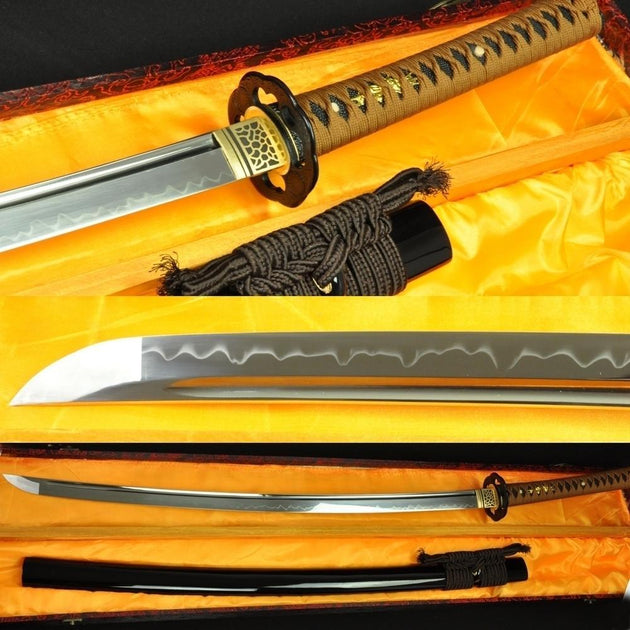Clay Tempered Swords – Japanese Samurai Swords UK Expert